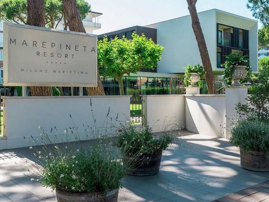 MARE PINETA RESORT CASA MADRE 5 * | Coral Travel (Itaalia, Milano ...