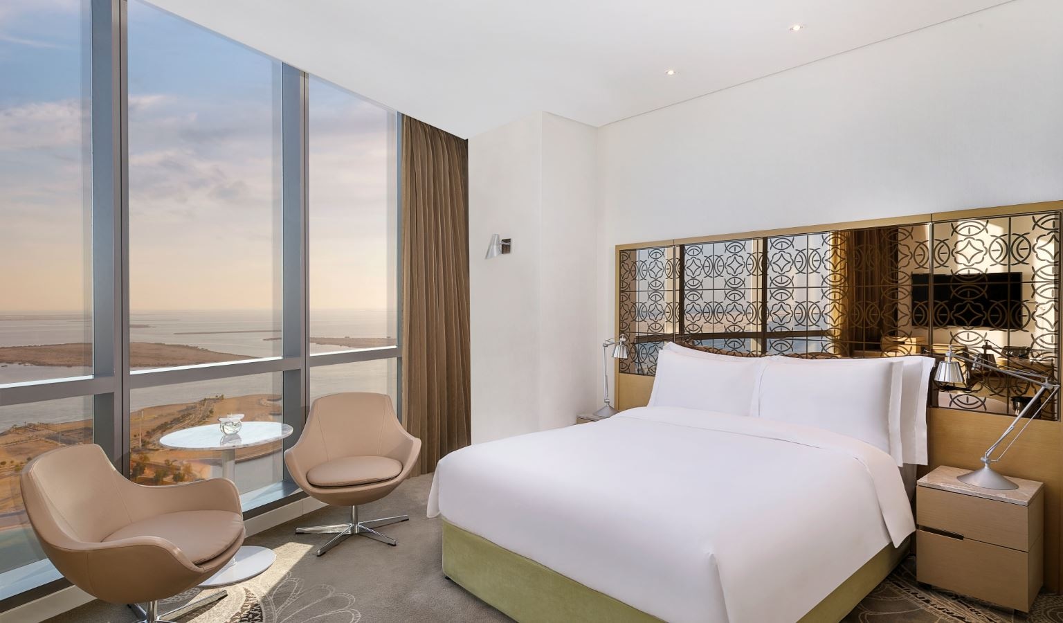 CONRAD ABU DHABI ETIHAD TOWERS Tunnistuseta | Coral Travel (Araabia ...