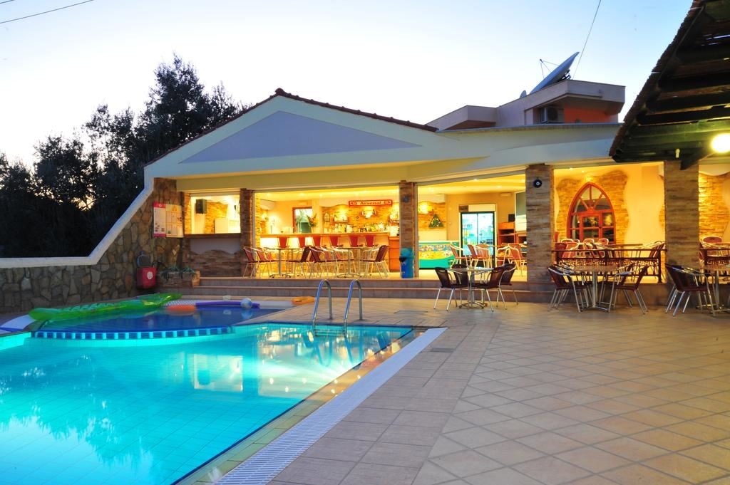ARGIRO VILLAGE 3 * | Coral Travel (Kreeka, Rhodes)