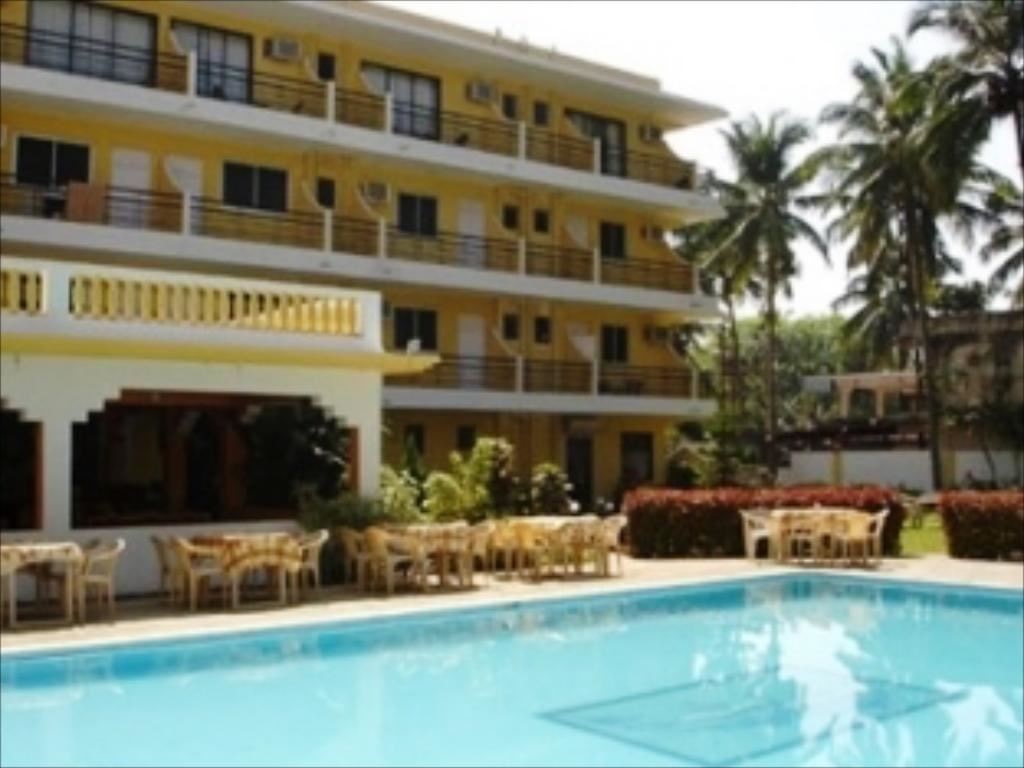 PENINSULA BEACH RESORT 2 * | Coral Travel (India, North Goa)